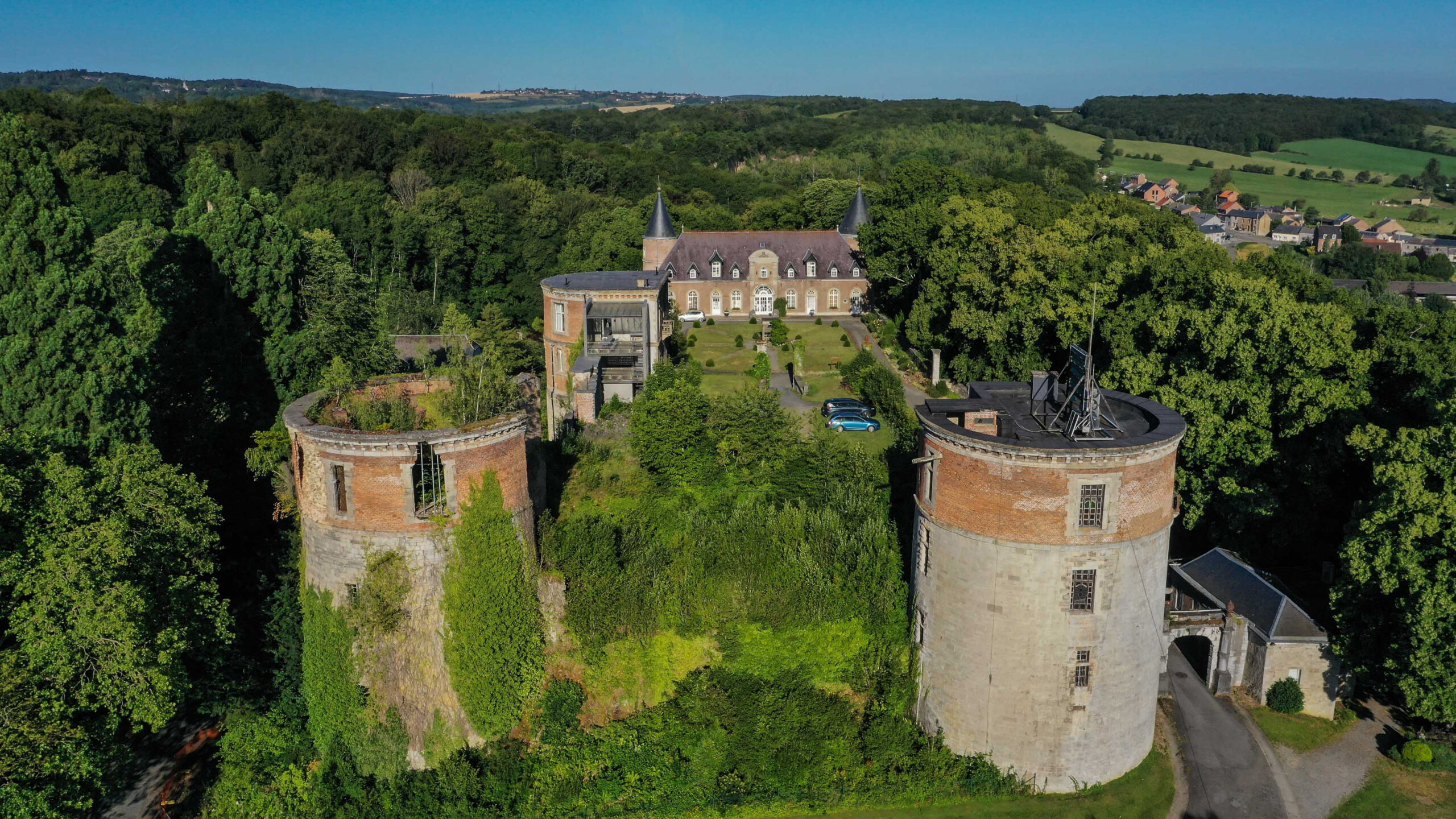 Castle of Beauraing - Office du tourisme de Beauraing